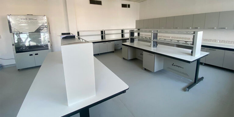 Laboratorijski nameštaj - MEGA SOLUTION DOO